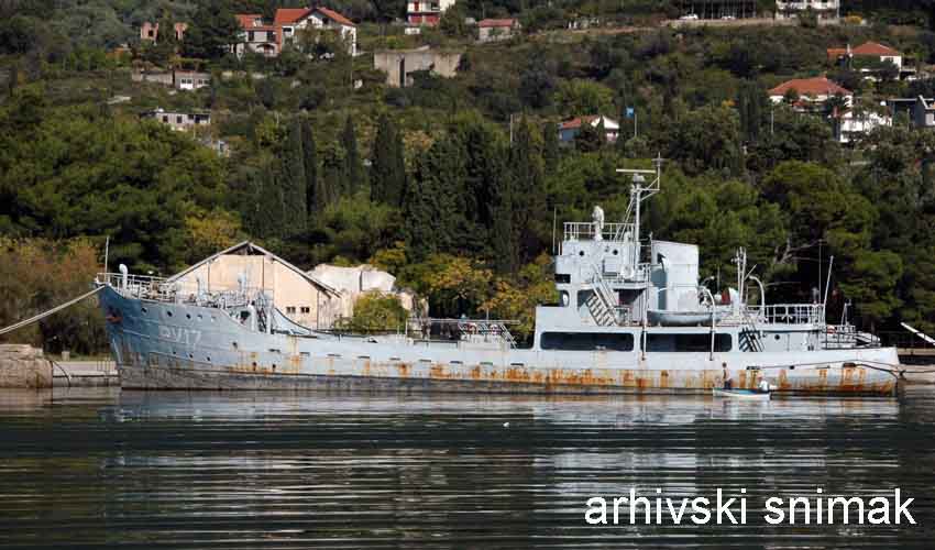 Jedro | Bar, Crna Gora - Vrijeme je da dotrajali vojni brodovi odu u ...